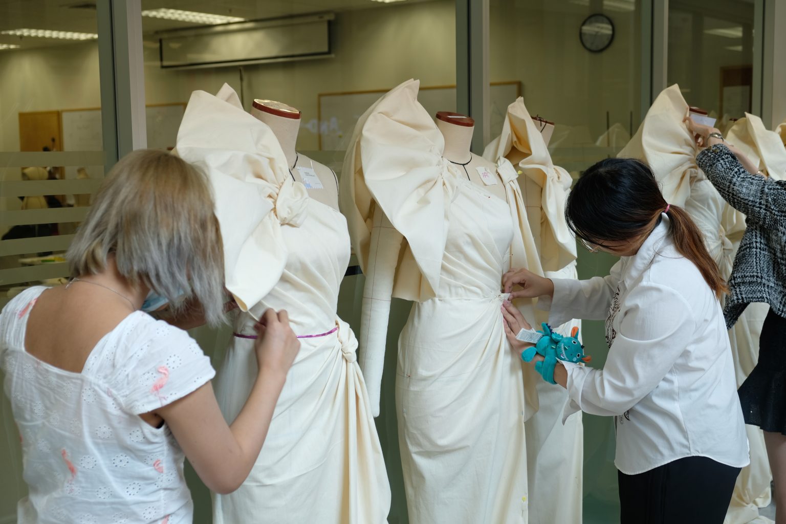 เปิดตำนานหุ่นตัดเย็บบุนกะ 9AR สุดปังสรีระสุดเป๊ะ - Bunka Fashion School (โรงเรียนบุนกะแฟชั่น)